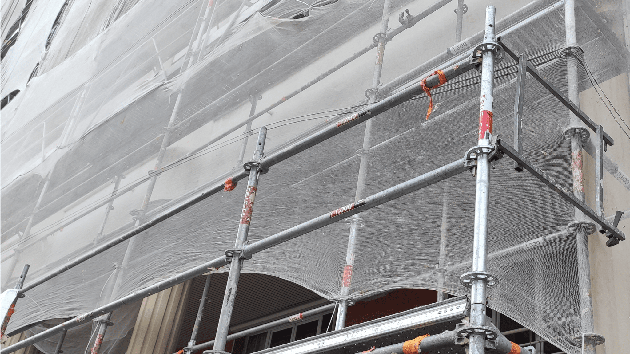 Debris Netting UK – Scaffold Safety Mesh 2m & 3m | Mudfords